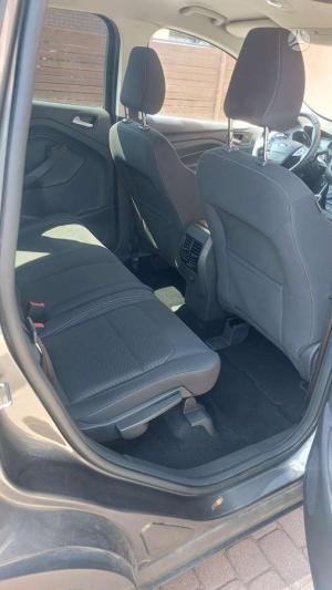 Grey Ford Kuga 2017 in Kaunas, with an engine capacity of 1.50 L and mileage of 210 thousand km for 7490 €, photo 10 on AUTOMOTO.COM.LV
