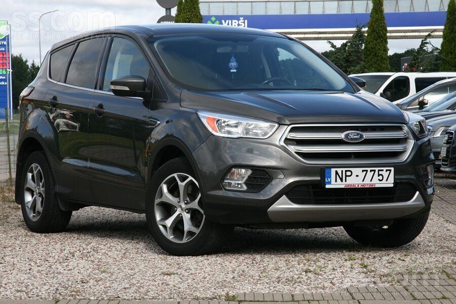 Grey Ford Kuga 2017 in Tukums, with an engine capacity of 2.00 L and mileage of 202 thousand km for 11650 €, photo 3 on AUTOMOTO.COM.LV
