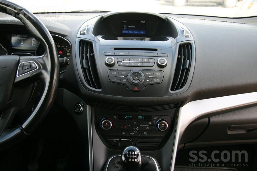 Grey Ford Kuga 2017 in Tukums, with an engine capacity of 2.00 L and mileage of 202 thousand km for 11650 €, photo 11 on AUTOMOTO.COM.LV