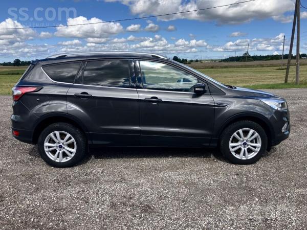 Grey Ford Kuga 2017 in Talsi, with an engine capacity of 1.50 L and mileage of 89 thousand km for 11999 €, photo 2 on AUTOMOTO.COM.LV