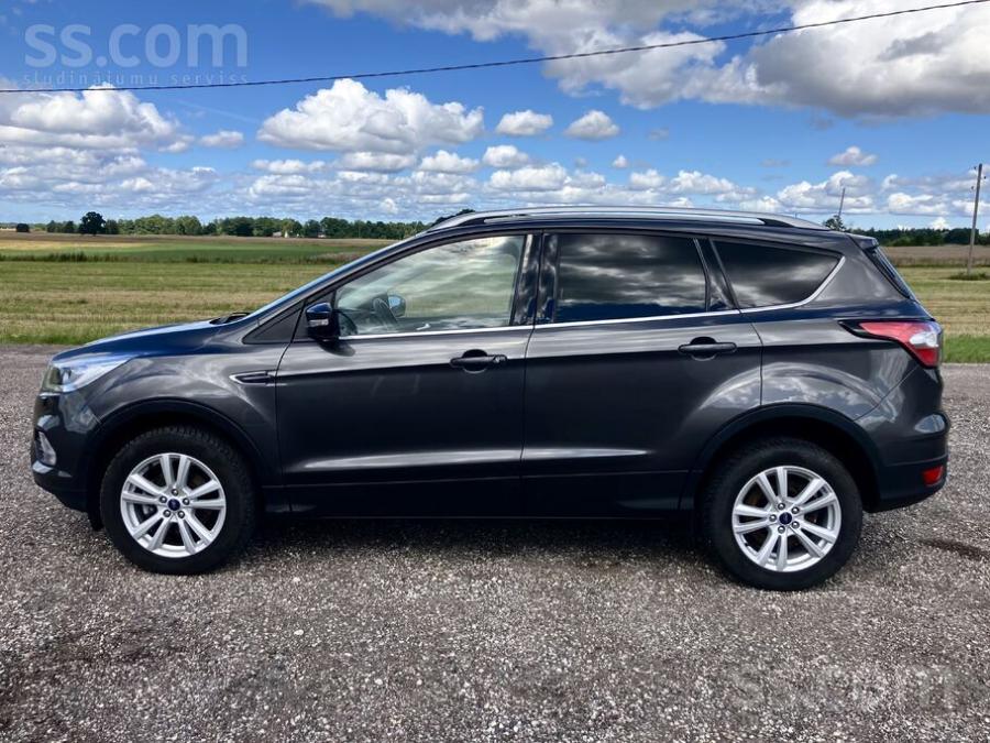 Grey Ford Kuga 2017 in Talsi, with an engine capacity of 1.50 L and mileage of 89 thousand km for 11999 €, photo 7 on AUTOMOTO.COM.LV