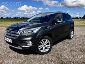 Grey Ford Kuga 2017 in Talsi, with an engine capacity of 1.50 L and mileage of 89 thousand km for 11999 €, photo 8 on AUTOMOTO.COM.LV