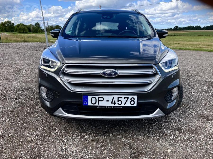 Grey Ford Kuga 2017 in Talsi, with an engine capacity of 1.50 L and mileage of 89 thousand km for 11999 €, photo 9 on AUTOMOTO.COM.LV