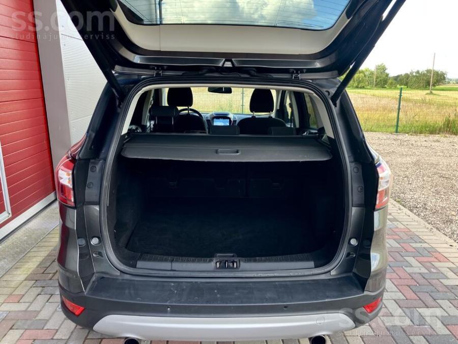 Grey Ford Kuga 2017 in Talsi, with an engine capacity of 1.50 L and mileage of 89 thousand km for 11999 €, photo 17 on AUTOMOTO.COM.LV