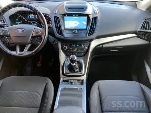 Grey Ford Kuga 2017 in Talsi, with an engine capacity of 1.50 L and mileage of 89 thousand km for 11999 €, photo 21 on AUTOMOTO.COM.LV