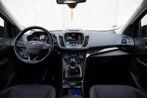 Grey Ford Kuga 2017 in Vilnius, with an engine capacity of 1.50 L and mileage of 198 thousand km for 8700 €, photo 13 on AUTOMOTO.COM.LV