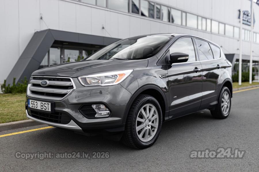 Grey Ford Kuga 2017 in Tallinn, with an engine capacity of 2.00 L and mileage of 256 thousand km for 6990 €, photo 1 on AUTOMOTO.COM.LV