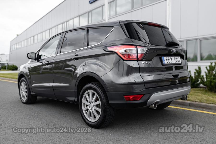 Grey Ford Kuga 2017 in Tallinn, with an engine capacity of 2.00 L and mileage of 256 thousand km for 6990 €, photo 3 on AUTOMOTO.COM.LV