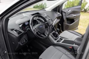 Grey Ford Kuga 2017 in Tallinn, with an engine capacity of 2.00 L and mileage of 256 thousand km for 6990 €, photo 12 on AUTOMOTO.COM.LV