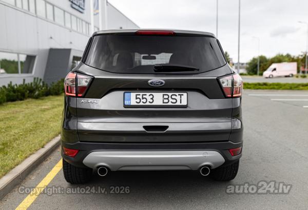 Grey Ford Kuga 2017 in Tallinn, with an engine capacity of 2.00 L and mileage of 256 thousand km for 6990 €, photo 3 on AUTOMOTO.COM.LV