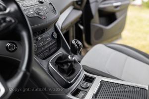 Grey Ford Kuga 2017 in Tallinn, with an engine capacity of 2.00 L and mileage of 256 thousand km for 6990 €, photo 17 on AUTOMOTO.COM.LV