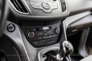 Grey Ford Kuga 2017 in Tallinn, with an engine capacity of 2.00 L and mileage of 256 thousand km for 6990 €, photo 18 on AUTOMOTO.COM.LV