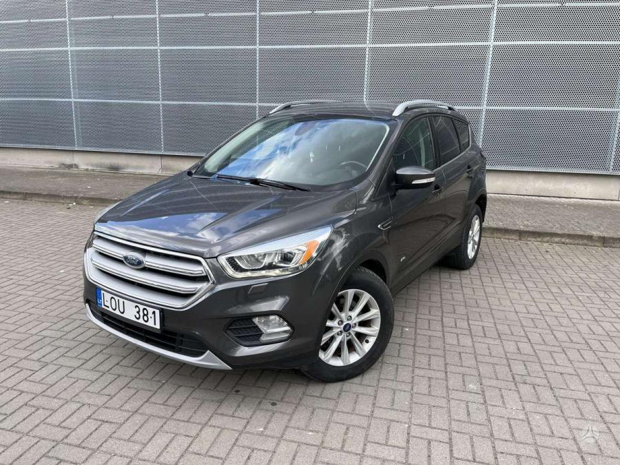 Grey Ford Kuga 2017 in Marijampole, with an engine capacity of 2.00 L and mileage of 231 thousand km for 8450 €, photo 4 on AUTOMOTO.COM.LV