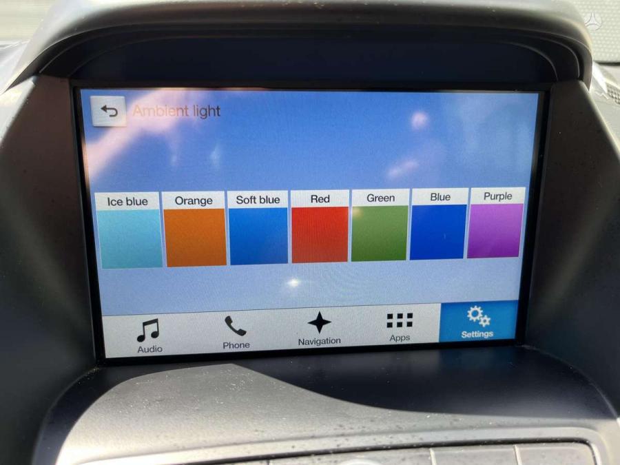 Grey Ford Kuga 2017 in Marijampole, with an engine capacity of 2.00 L and mileage of 231 thousand km for 8450 €, photo 16 on AUTOMOTO.COM.LV