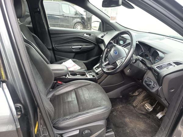 Grey Ford Kuga 2017 in Sirvintos, with an engine capacity of 1.50 L and mileage of 116 thousand km for 3751 €, photo 6 on AUTOMOTO.COM.LV