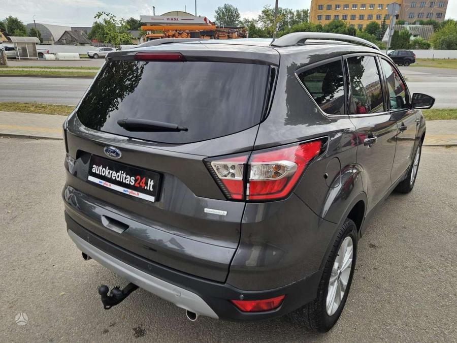 Grey Ford Kuga 2017 in Siauliai, with an engine capacity of 1.50 L and mileage of 137 thousand km for 10950 €, photo 5 on AUTOMOTO.COM.LV