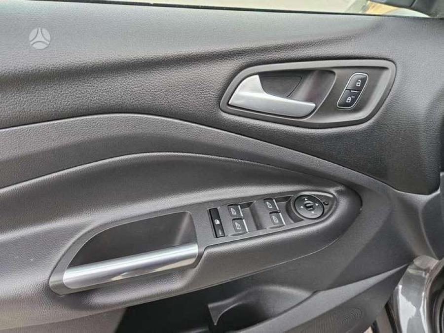 Grey Ford Kuga 2017 in Siauliai, with an engine capacity of 1.50 L and mileage of 137 thousand km for 10950 €, photo 24 on AUTOMOTO.COM.LV
