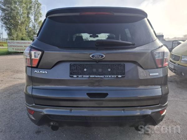Pelēks Ford Kuga 2017 Talsi, ar dzinēja tilpumu 1.50 L un nobraukumu 111 tūkst. km par 14700 €, foto 7 vietnē AUTOMOTO.COM.LV
