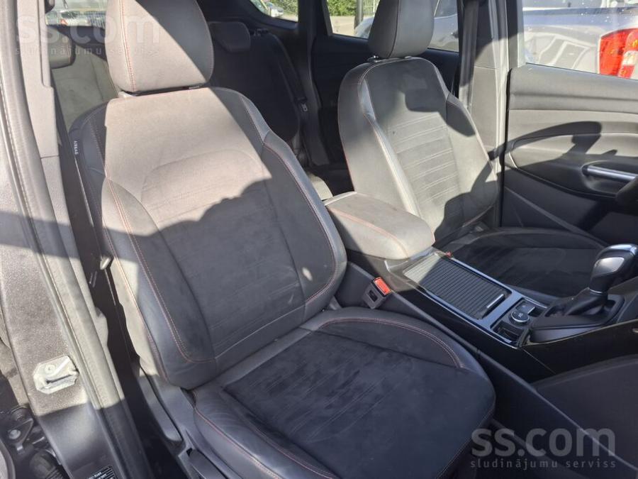 Grey Ford Kuga 2017 in Talsi, with an engine capacity of 1.50 L and mileage of 111 thousand km for 11900 €, photo 14 on AUTOMOTO.COM.LV