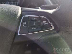 Grey Ford Kuga 2017 in Talsi, with an engine capacity of 1.50 L and mileage of 111 thousand km for 11900 €, photo 25 on AUTOMOTO.COM.LV