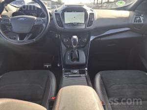 Grey Ford Kuga 2017 in Talsi, with an engine capacity of 1.50 L and mileage of 111 thousand km for 11900 €, photo 27 on AUTOMOTO.COM.LV