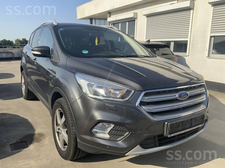 Pelēks Ford Kuga 2017 Cēsis, ar dzinēja tilpumu 1.50 L un nobraukumu 0 tūkst. km par 11000 €, foto 3 vietnē AUTOMOTO.COM.LV