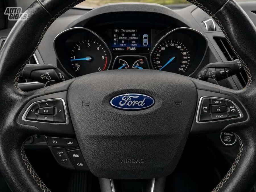 Grey Ford Kuga 2017 in Pakruojis, with an engine capacity of 2.00 L and mileage of 275 thousand km for 8300 €, photo 15 on AUTOMOTO.COM.LV