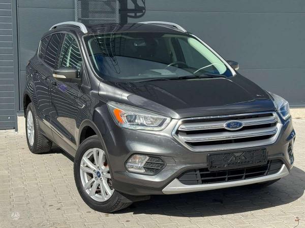 Ford Kuga 2017 Utena vietnē Pelēks Ford Kuga 2017 Utena, ar dzinēja tilpumu 1.50 L un nobraukumu 218 tūkst. km par 9200 €, foto 1 vietnē AUTOMOTO.COM.LV