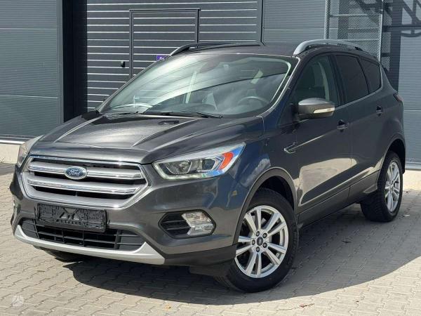 Ford Kuga 2017 Utena vietnē Pelēks Ford Kuga 2017 Utena, ar dzinēja tilpumu 1.50 L un nobraukumu 218 tūkst. km par 9200 €, foto 4 vietnē AUTOMOTO.COM.LV
