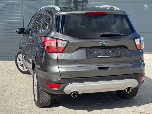 Ford Kuga 2017 Utena vietnē Pelēks Ford Kuga 2017 Utena, ar dzinēja tilpumu 1.50 L un nobraukumu 218 tūkst. km par 9200 €, foto 6 vietnē AUTOMOTO.COM.LV