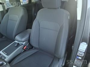 Grey Ford Kuga 2017 in Talsi, with an engine capacity of 1.50 L and mileage of 141 thousand km for 9300 €, photo 10 on AUTOMOTO.COM.LV