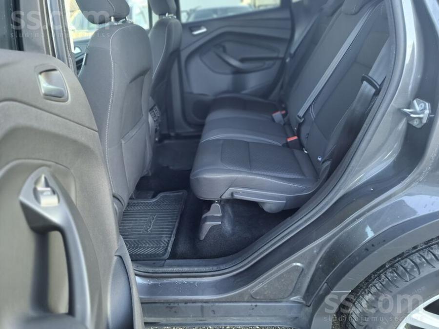 Grey Ford Kuga 2017 in Talsi, with an engine capacity of 1.50 L and mileage of 141 thousand km for 9300 €, photo 11 on AUTOMOTO.COM.LV