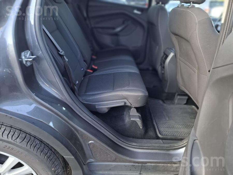 Grey Ford Kuga 2017 in Talsi, with an engine capacity of 1.50 L and mileage of 141 thousand km for 9300 €, photo 15 on AUTOMOTO.COM.LV