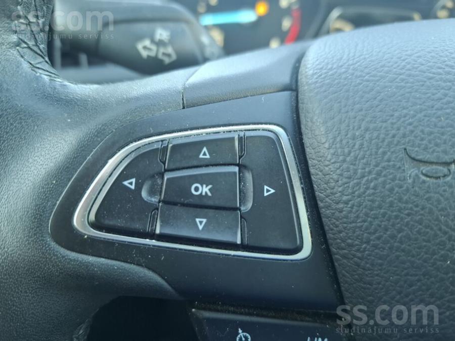 Grey Ford Kuga 2017 in Talsi, with an engine capacity of 1.50 L and mileage of 141 thousand km for 9300 €, photo 18 on AUTOMOTO.COM.LV