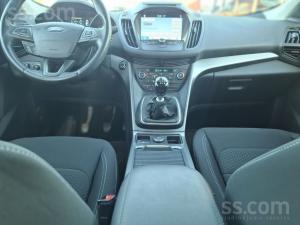 Grey Ford Kuga 2017 in Talsi, with an engine capacity of 1.50 L and mileage of 141 thousand km for 9300 €, photo 25 on AUTOMOTO.COM.LV
