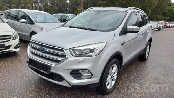 Pelēks Ford Kuga 2017 Rīga, ar dzinēja tilpumu 2.00 L un nobraukumu 177 tūkst. km par 10000 €, foto 6 vietnē AUTOMOTO.COM.LV