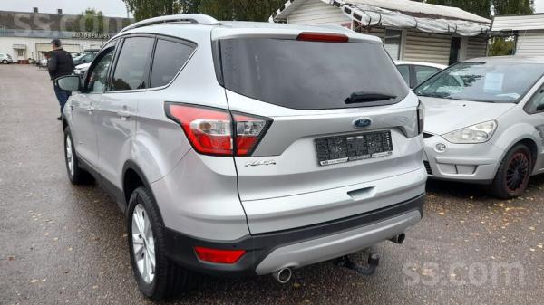 Pelēks Ford Kuga 2017 Rīga, ar dzinēja tilpumu 2.00 L un nobraukumu 177 tūkst. km par 10000 €, foto 10 vietnē AUTOMOTO.COM.LV
