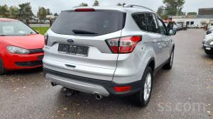 Grey Ford Kuga 2017 in Riga, with an engine capacity of 2.00 L and mileage of 177 thousand km for 10000 €, photo 13 on AUTOMOTO.COM.LV