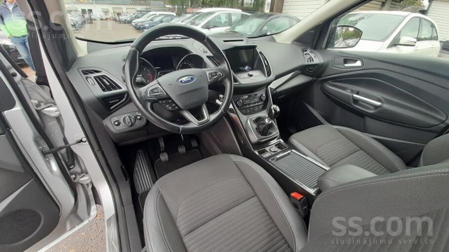 Grey Ford Kuga 2017 in Riga, with an engine capacity of 2.00 L and mileage of 177 thousand km for 10000 €, photo 21 on AUTOMOTO.COM.LV