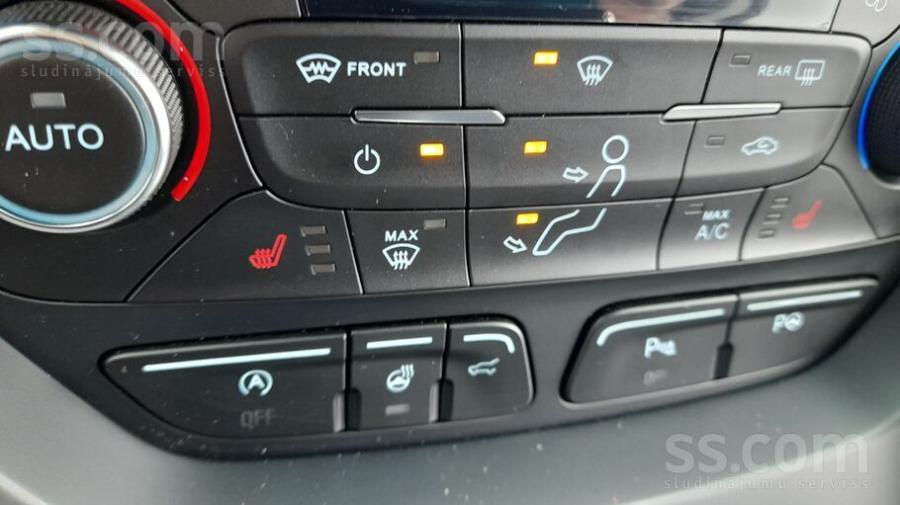 Grey Ford Kuga 2017 in Riga, with an engine capacity of 2.00 L and mileage of 177 thousand km for 10000 €, photo 30 on AUTOMOTO.COM.LV
