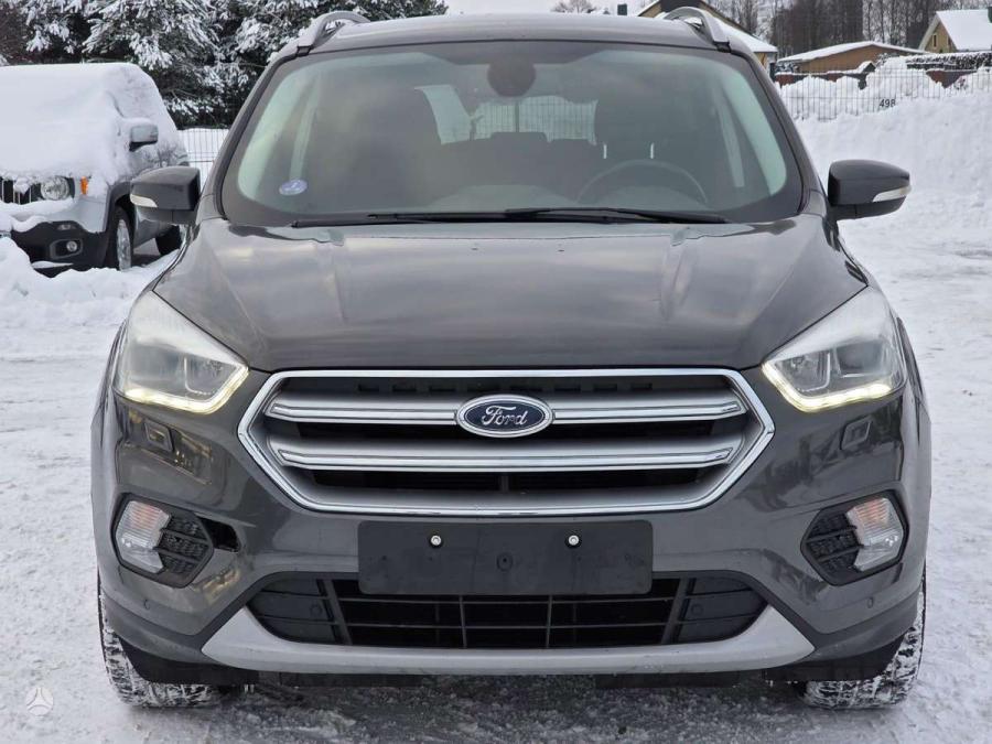 Pelēks Ford Kuga 2018 Tauragė, ar dzinēja tilpumu 1.50 L un nobraukumu 180 tūkst. km par 9800 €, foto 1 vietnē AUTOMOTO.COM.LV