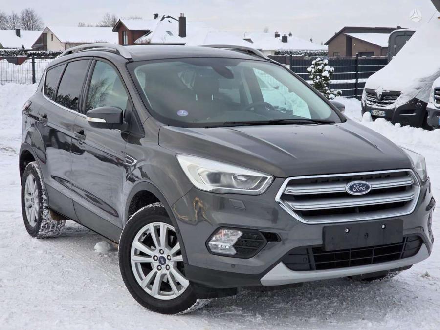 Pelēks Ford Kuga 2018 Tauragė, ar dzinēja tilpumu 1.50 L un nobraukumu 180 tūkst. km par 9800 €, foto 4 vietnē AUTOMOTO.COM.LV