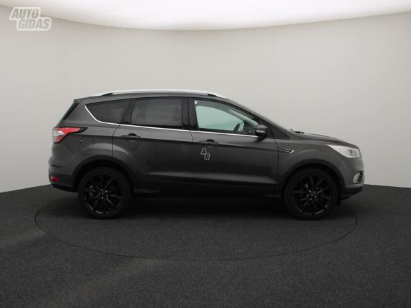 Pelēks Ford Kuga 2018 Viļņa, ar dzinēja tilpumu 1.50 L un nobraukumu 175 tūkst. km par 10499 €, foto 9 vietnē AUTOMOTO.COM.LV