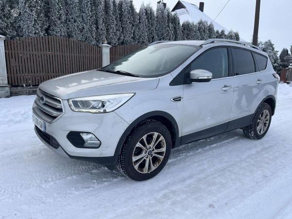 Pelēks Ford Kuga 2018 Tauragė, ar dzinēja tilpumu 1.50 L un nobraukumu 119 tūkst. km par 9400 €, foto 3 vietnē AUTOMOTO.COM.LV