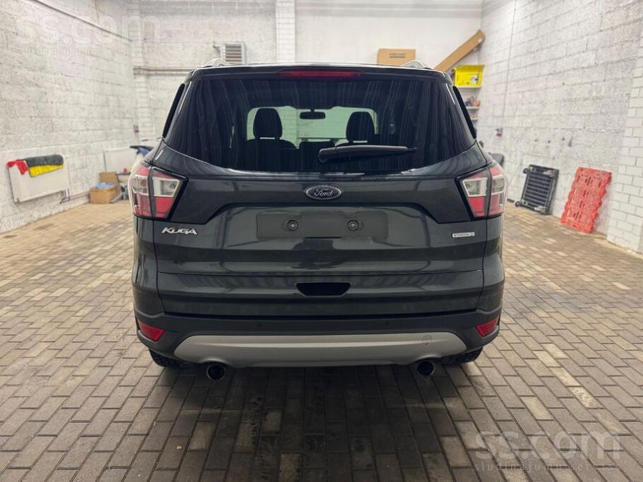Pelēks Ford Kuga 2018 Balvi, ar dzinēja tilpumu 1.50 L un nobraukumu 172 tūkst. km par 10300 €, foto 4 vietnē AUTOMOTO.COM.LV