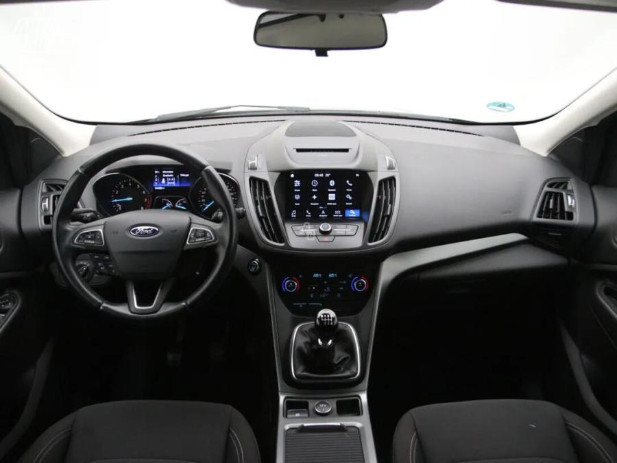 Pelēks Ford Kuga 2018 Viļņa, ar dzinēja tilpumu 1.50 L un nobraukumu 154 tūkst. km par 10899 €, foto 3 vietnē AUTOMOTO.COM.LV