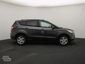Pelēks Ford Kuga 2018 Viļņa, ar dzinēja tilpumu 1.50 L un nobraukumu 154 tūkst. km par 10899 €, foto 10 vietnē AUTOMOTO.COM.LV