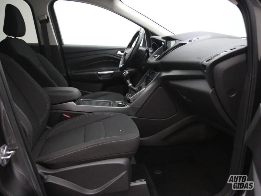 Pelēks Ford Kuga 2018 Viļņa, ar dzinēja tilpumu 1.50 L un nobraukumu 154 tūkst. km par 10899 €, foto 15 vietnē AUTOMOTO.COM.LV