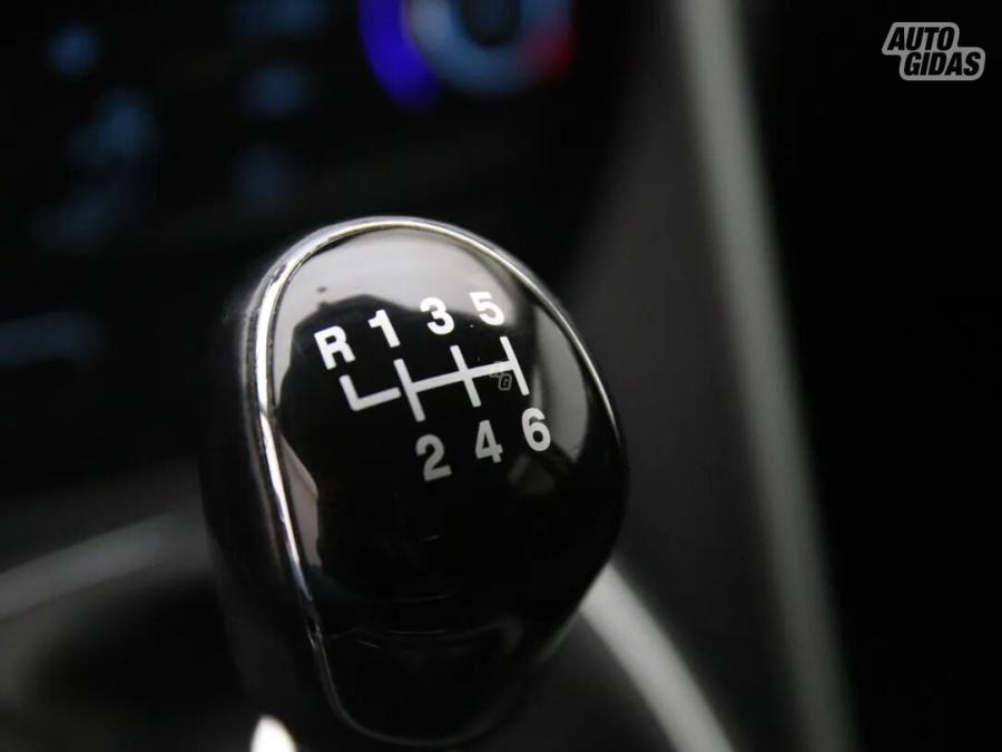 Pelēks Ford Kuga 2018 Viļņa, ar dzinēja tilpumu 1.50 L un nobraukumu 154 tūkst. km par 10899 €, foto 30 vietnē AUTOMOTO.COM.LV