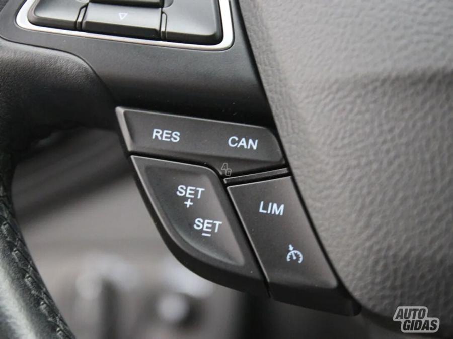 Pelēks Ford Kuga 2018 Viļņa, ar dzinēja tilpumu 1.50 L un nobraukumu 154 tūkst. km par 10899 €, foto 32 vietnē AUTOMOTO.COM.LV